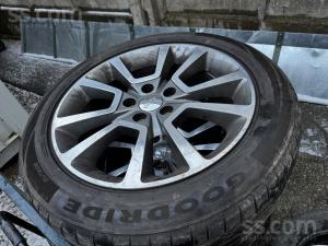 Melns Jeep Compass 2014 Daugavpils, ar dzinēja tilpumu 2.20 L un nobraukumu 0 tūkst. km par 5300 €, foto 29 vietnē AUTOMOTO.COM.LV