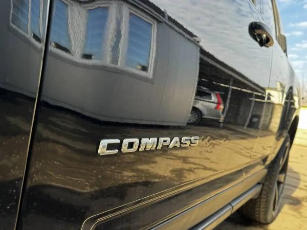 Melns Jeep Compass 2014 Daugavpils, ar dzinēja tilpumu 2.20 L un nobraukumu 131 tūkst. km par 5300 €, foto 7 vietnē AUTOMOTO.COM.LV