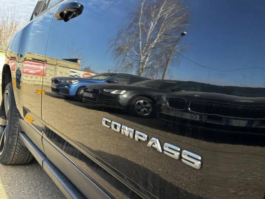 Black Jeep Compass 2014 in Daugavpils, with an engine capacity of 2.20 L and mileage of 131 thousand km for 5300 €, photo 9 on AUTOMOTO.COM.LV