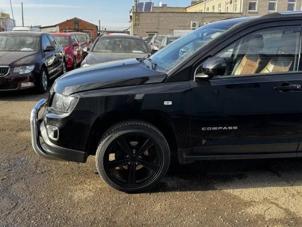 Melns Jeep Compass 2014 Daugavpils, ar dzinēja tilpumu 2.20 L un nobraukumu 131 tūkst. km par 5300 €, foto 9 vietnē AUTOMOTO.COM.LV