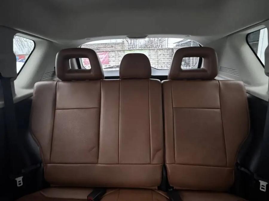 Black Jeep Compass 2014 in Daugavpils, with an engine capacity of 2.20 L and mileage of 131 thousand km for 5300 €, photo 19 on AUTOMOTO.COM.LV