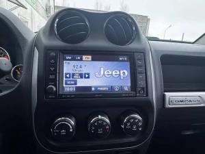 Black Jeep Compass 2014 in Daugavpils, with an engine capacity of 2.20 L and mileage of 131 thousand km for 5300 €, photo 21 on AUTOMOTO.COM.LV