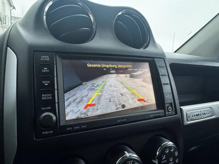 Black Jeep Compass 2014 in Daugavpils, with an engine capacity of 2.20 L and mileage of 131 thousand km for 5300 €, photo 22 on AUTOMOTO.COM.LV