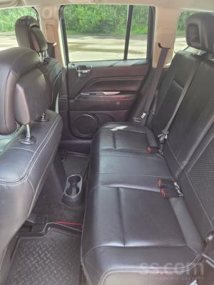 Melns Jeep Compass 2014 Rīga, ar dzinēja tilpumu 2.20 L un nobraukumu 196 tūkst. km par 6450 €, foto 11 vietnē AUTOMOTO.COM.LV