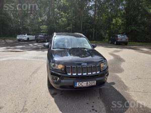 Melns Jeep Compass 2014 Rīga, ar dzinēja tilpumu 2.20 L un nobraukumu 196 tūkst. km par 6450 €, foto 15 vietnē AUTOMOTO.COM.LV