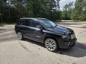 Melns Jeep Compass 2014 Rīga, ar dzinēja tilpumu 2.20 L un nobraukumu 196 tūkst. km par 6450 €, foto 16 vietnē AUTOMOTO.COM.LV