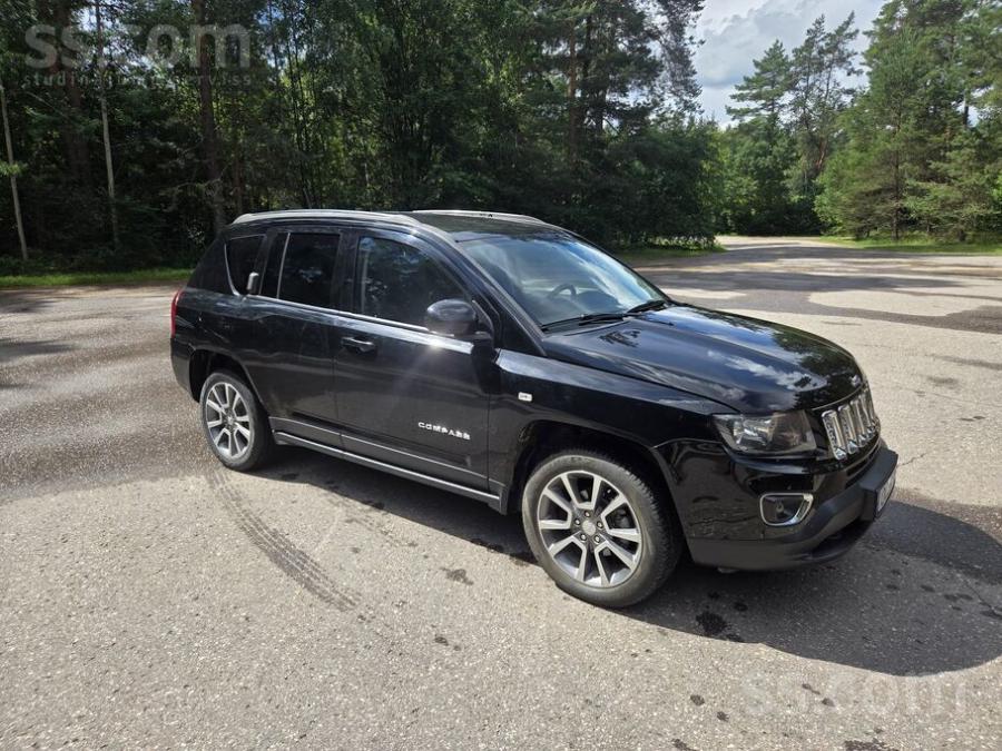 Melns Jeep Compass 2014 Rīga, ar dzinēja tilpumu 2.20 L un nobraukumu 196 tūkst. km par 6450 €, foto 16 vietnē AUTOMOTO.COM.LV