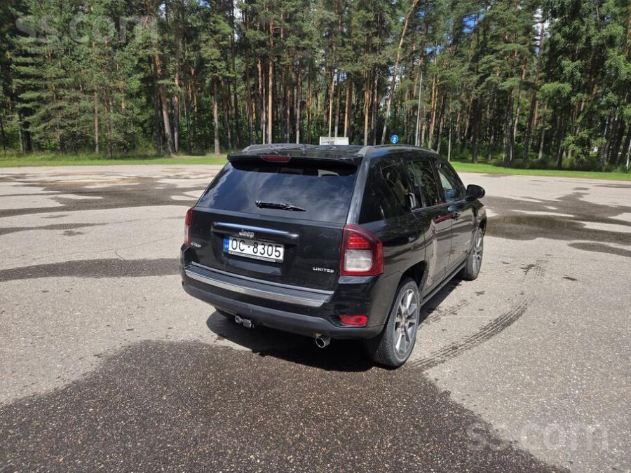 Melns Jeep Compass 2014 Rīga, ar dzinēja tilpumu 2.20 L un nobraukumu 196 tūkst. km par 6450 €, foto 18 vietnē AUTOMOTO.COM.LV