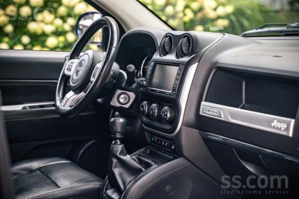 Melns Jeep Compass 2014 Rīga, ar dzinēja tilpumu 2.20 L un nobraukumu 196 tūkst. km par 4990 €, foto 9 vietnē AUTOMOTO.COM.LV