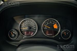 Black Jeep Compass 2014 in Riga, with an engine capacity of 2.20 L and mileage of 196 thousand km for 4990 €, photo 14 on AUTOMOTO.COM.LV