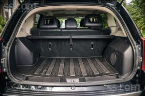 Black Jeep Compass 2014 in Riga, with an engine capacity of 2.20 L and mileage of 196 thousand km for 4990 €, photo 23 on AUTOMOTO.COM.LV