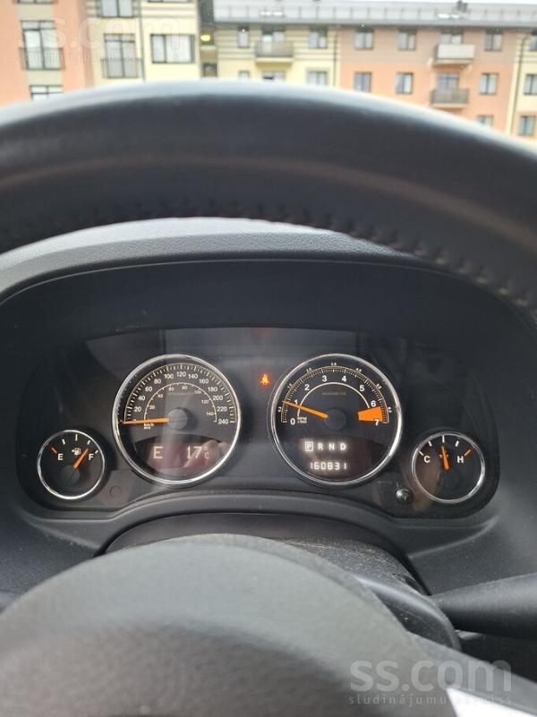 Melns Jeep Compass 2014 Rīga, ar dzinēja tilpumu 2.00 L un nobraukumu 160 tūkst. km par 4200 €, foto 8 vietnē AUTOMOTO.COM.LV