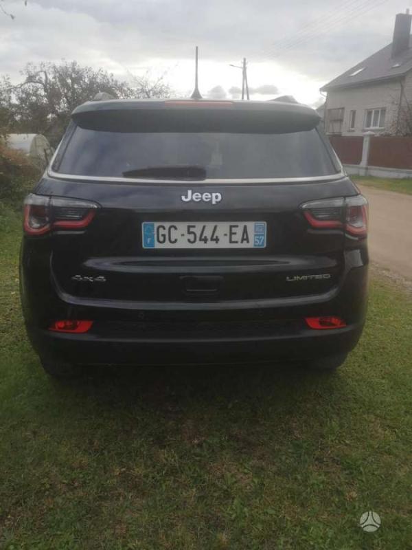 Black Jeep Compass 2017 in Taurage, with an engine capacity of 2.00 L and mileage of 170 thousand km for 12000 €, photo 5 on AUTOMOTO.COM.LV