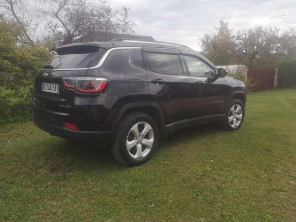 Black Jeep Compass 2017 in Taurage, with an engine capacity of 2.00 L and mileage of 170 thousand km for 12000 €, photo 6 on AUTOMOTO.COM.LV