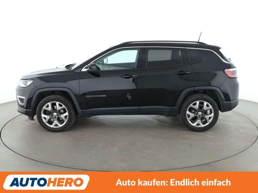 Melns Jeep Compass 2017 Kauņa, ar dzinēja tilpumu 1.40 L un nobraukumu 40 tūkst. km par 22287 €, foto 3 vietnē AUTOMOTO.COM.LV