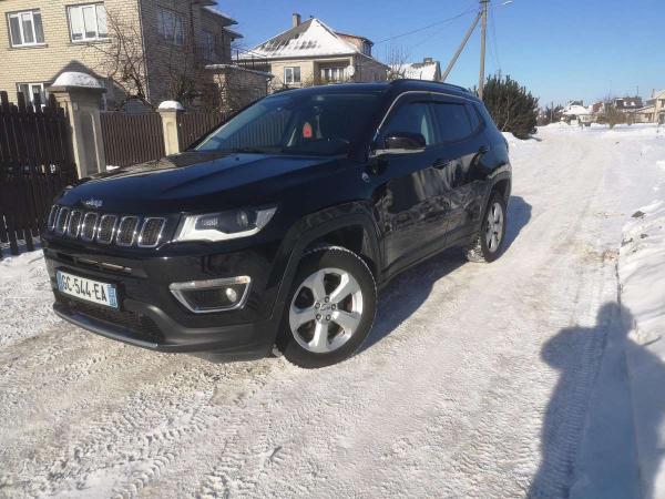 Black Jeep Compass 2017 in Taurage, with an engine capacity of 2.00 L and mileage of 170 thousand km for 12000 €, photo 4 on AUTOMOTO.COM.LV