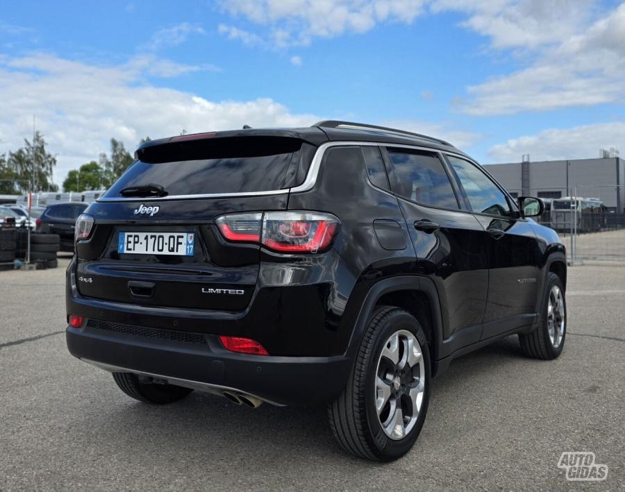 Melns Jeep Compass 2017 Marijampole, ar dzinēja tilpumu 2.00 L un nobraukumu 250 tūkst. km par 9500 €, foto 8 vietnē AUTOMOTO.COM.LV
