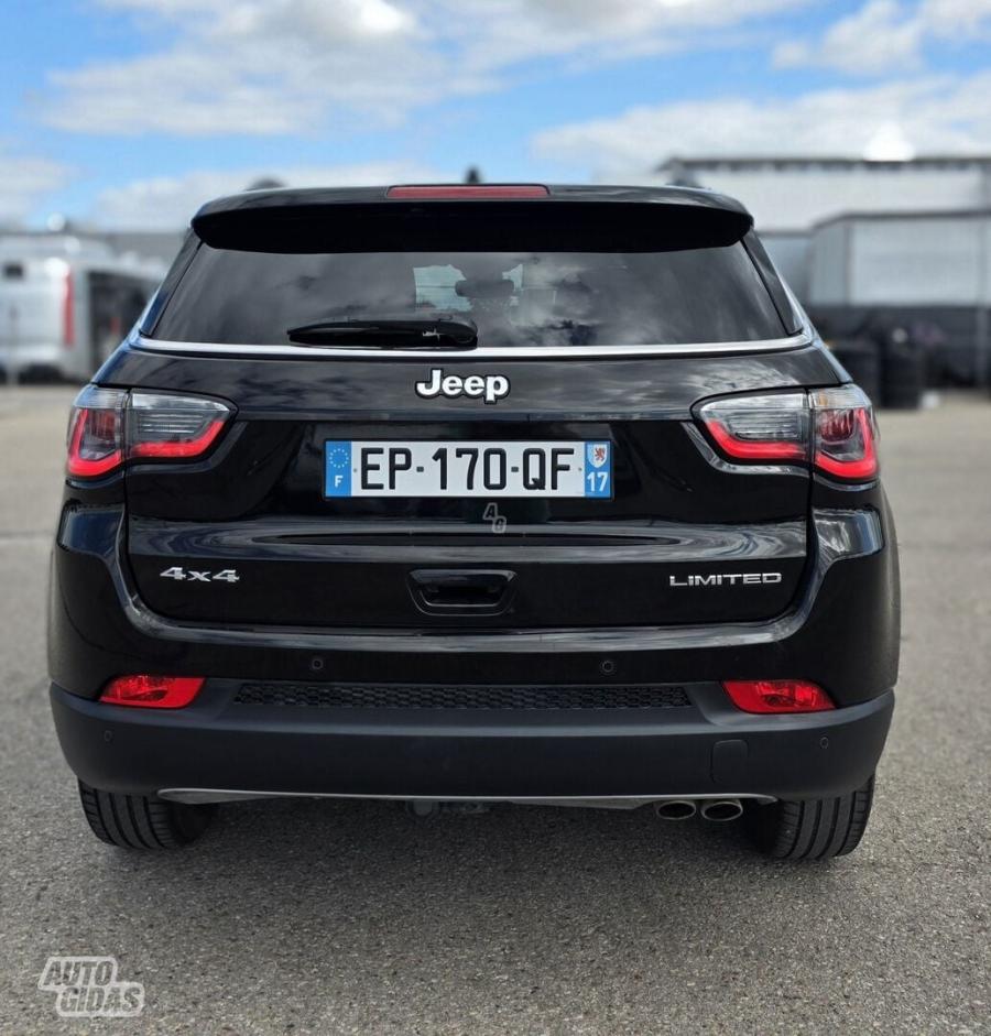 Melns Jeep Compass 2017 Marijampole, ar dzinēja tilpumu 2.00 L un nobraukumu 250 tūkst. km par 9500 €, foto 9 vietnē AUTOMOTO.COM.LV