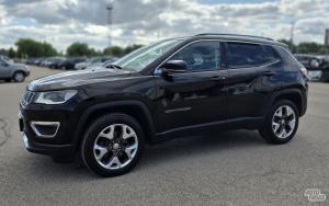 Melns Jeep Compass 2017 Marijampole, ar dzinēja tilpumu 2.00 L un nobraukumu 250 tūkst. km par 9500 €, foto 12 vietnē AUTOMOTO.COM.LV