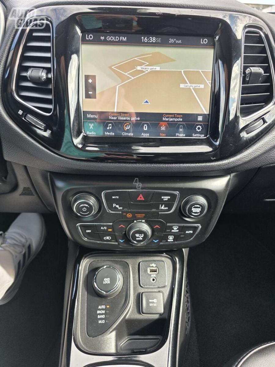 Melns Jeep Compass 2017 Marijampole, ar dzinēja tilpumu 2.00 L un nobraukumu 250 tūkst. km par 9500 €, foto 26 vietnē AUTOMOTO.COM.LV