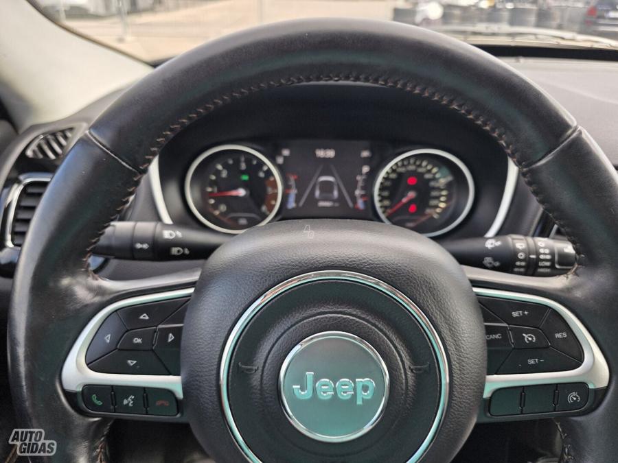 Melns Jeep Compass 2017 Marijampole, ar dzinēja tilpumu 2.00 L un nobraukumu 250 tūkst. km par 9500 €, foto 30 vietnē AUTOMOTO.COM.LV