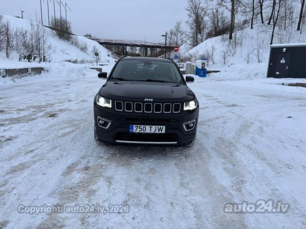 Melns Jeep Compass 2018 Rakvere, ar dzinēja tilpumu 2.00 L un nobraukumu 112 tūkst. km par 18000 €, foto 4 vietnē AUTOMOTO.COM.LV