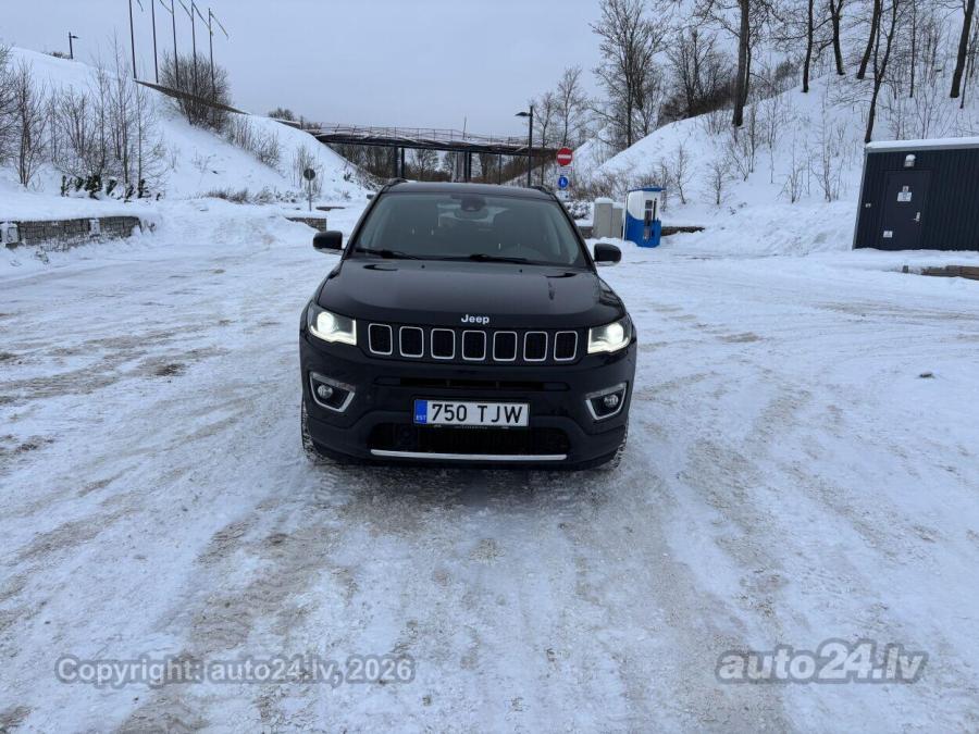 Melns Jeep Compass 2018 Rakvere, ar dzinēja tilpumu 2.00 L un nobraukumu 112 tūkst. km par 18000 €, foto 4 vietnē AUTOMOTO.COM.LV