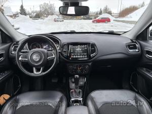 Melns Jeep Compass 2018 Rakvere, ar dzinēja tilpumu 2.00 L un nobraukumu 112 tūkst. km par 18000 €, foto 9 vietnē AUTOMOTO.COM.LV