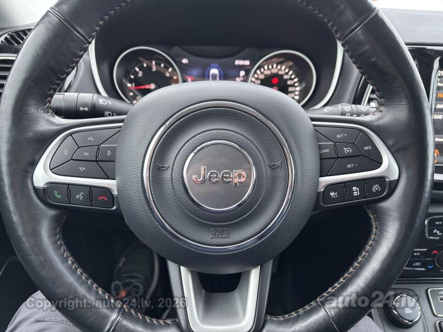 Melns Jeep Compass 2018 Rakvere, ar dzinēja tilpumu 2.00 L un nobraukumu 112 tūkst. km par 18000 €, foto 11 vietnē AUTOMOTO.COM.LV