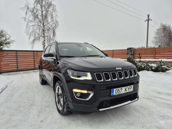 Black Jeep Compass 2018 in Marijampole, with an engine capacity of 1.37 L and mileage of 78 thousand km for 13500 €, photo 4 on AUTOMOTO.COM.LV