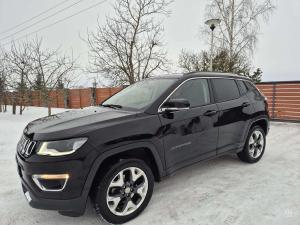 Black Jeep Compass 2018 in Marijampole, with an engine capacity of 1.37 L and mileage of 78 thousand km for 13500 €, photo 11 on AUTOMOTO.COM.LV