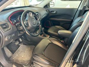 Melns Jeep Compass 2018 Tallina, ar dzinēja tilpumu 2.00 L un nobraukumu 127 tūkst. km par 14900 €, foto 5 vietnē AUTOMOTO.COM.LV