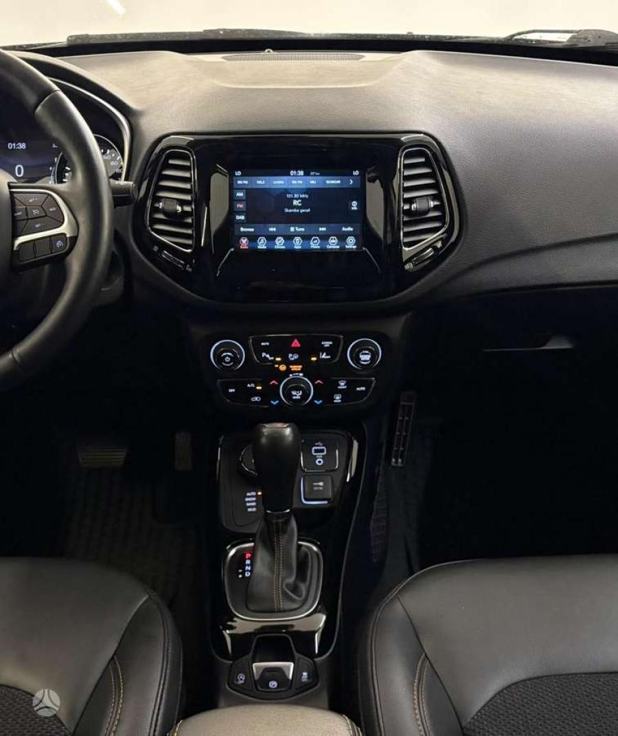 Black Jeep Compass 2018 in Marijampole, with an engine capacity of 1.37 L and mileage of 96 thousand km for 12950 €, photo 20 on AUTOMOTO.COM.LV