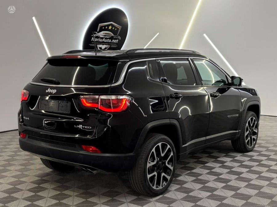 Black Jeep Compass 2018 in Marijampole, with an engine capacity of 1.37 L and mileage of 96 thousand km for 12950 €, photo 31 on AUTOMOTO.COM.LV