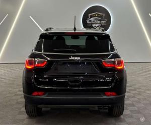 Black Jeep Compass 2018 in Marijampole, with an engine capacity of 1.37 L and mileage of 96 thousand km for 12950 €, photo 33 on AUTOMOTO.COM.LV