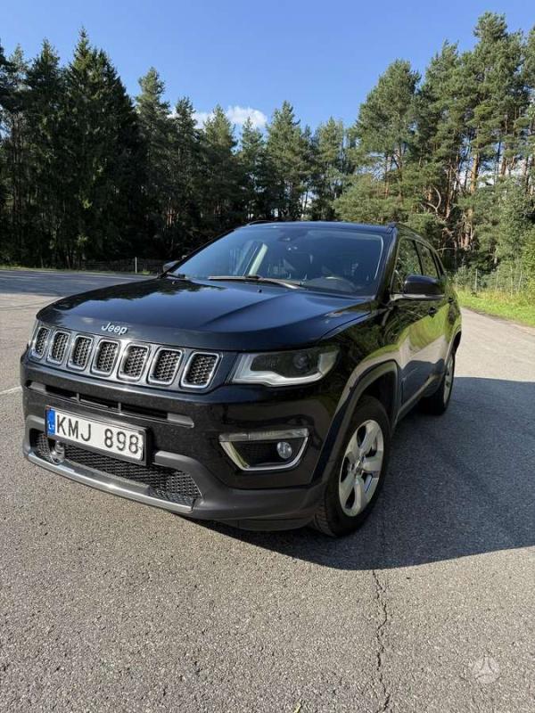 Black Jeep Compass 2018 in Ukmerge, with an engine capacity of 1.96 L and mileage of 254 thousand km for 10500 €, photo 1 on AUTOMOTO.COM.LV