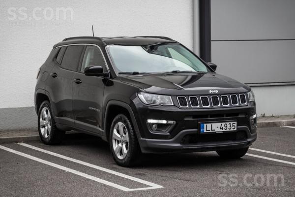 Melns Jeep Compass 2018 Rīga, ar dzinēja tilpumu 2.00 L un nobraukumu 279 tūkst. km par 9990 €, foto 4 vietnē AUTOMOTO.COM.LV