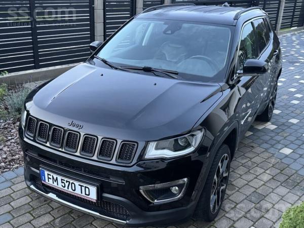 Melns Jeep Compass 2018 Rīga, ar dzinēja tilpumu 2.00 L un nobraukumu 167 tūkst. km par 11800 €, foto 1 vietnē AUTOMOTO.COM.LV