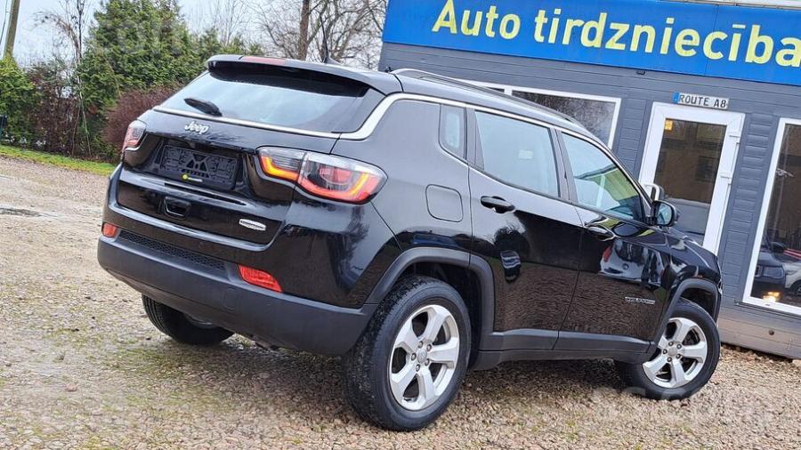 Melns Jeep Compass 2019 Jelgava, ar dzinēja tilpumu 1.40 L un nobraukumu 73 tūkst. km par 14990 €, foto 3 vietnē AUTOMOTO.COM.LV
