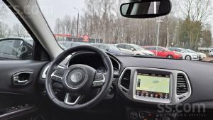 Melns Jeep Compass 2019 Jelgava, ar dzinēja tilpumu 1.40 L un nobraukumu 73 tūkst. km par 14990 €, foto 12 vietnē AUTOMOTO.COM.LV