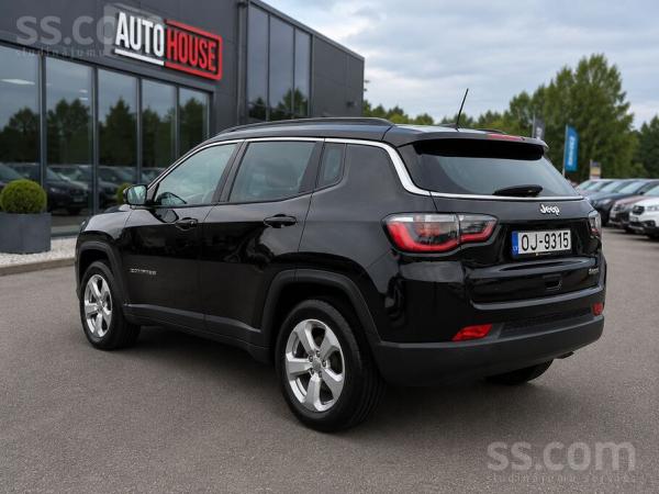 Melns Jeep Compass 2019 Dobele, ar dzinēja tilpumu 1.40 L un nobraukumu 87 tūkst. km par 16300 €, foto 3 vietnē AUTOMOTO.COM.LV