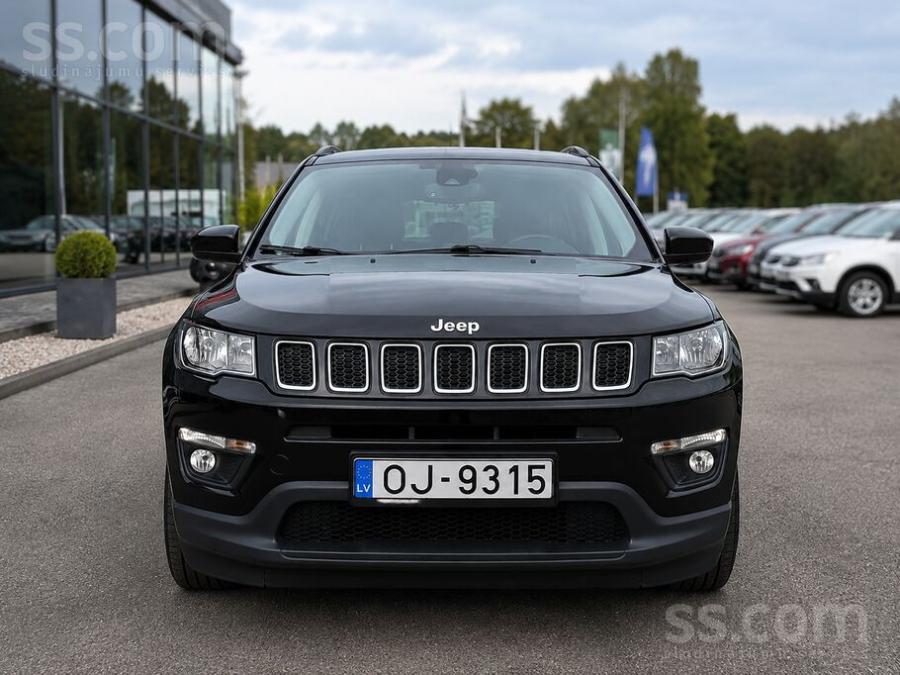 Черный Джип Компас 2019 в Добеле, объемом двигателя 1.40 л и пробегом 87 тыс. км за 16300 €, фото 3 на AUTOMOTO.COM.LV