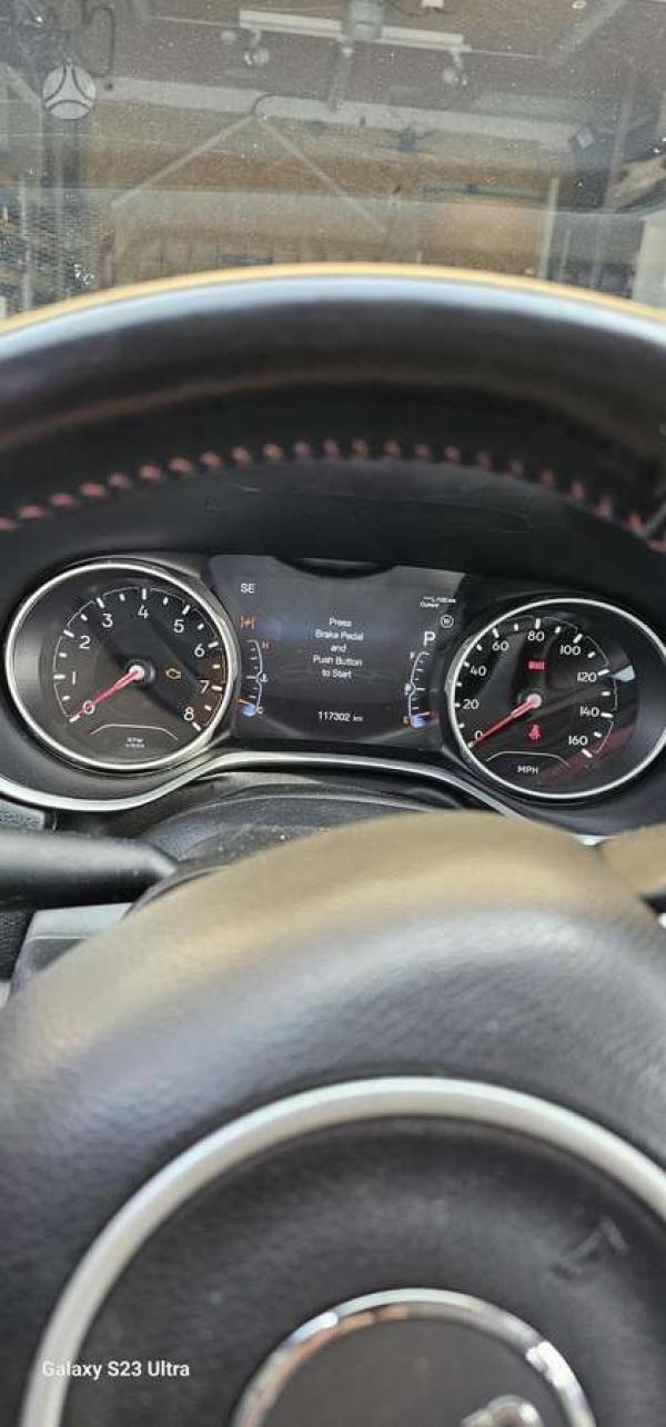Melns Jeep Compass 2020 Viļņa, ar dzinēja tilpumu 2.36 L un nobraukumu 117 tūkst. km par 14100 €, foto 2 vietnē AUTOMOTO.COM.LV