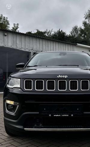 Black Jeep Compass 2020 in Utena, with an engine capacity of 1.33 L and mileage of 224 thousand km for 10890 €, photo 12 on AUTOMOTO.COM.LV