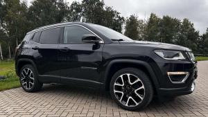 Black Jeep Compass 2020 in Utena, with an engine capacity of 1.33 L and mileage of 224 thousand km for 10890 €, photo 16 on AUTOMOTO.COM.LV