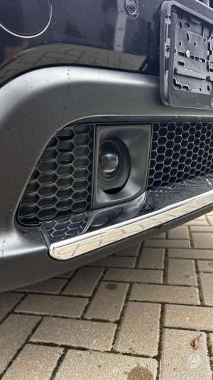 Black Jeep Compass 2020 in Utena, with an engine capacity of 1.33 L and mileage of 224 thousand km for 10890 €, photo 44 on AUTOMOTO.COM.LV