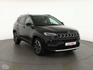 Black Jeep Compass 2021 in Kaunas, with an engine capacity of 1.30 L and mileage of 29 thousand km for 26510 €, photo 7 on AUTOMOTO.COM.LV