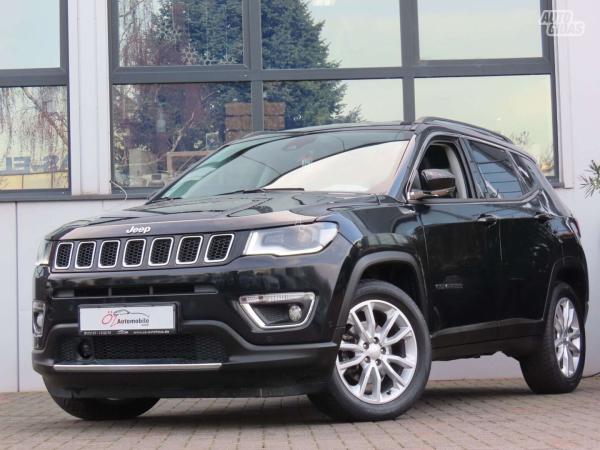 Black Jeep Compass 2021 in Kaunas, with an engine capacity of 1.30 L and mileage of 29 thousand km for 21594 €, photo 2 on AUTOMOTO.COM.LV