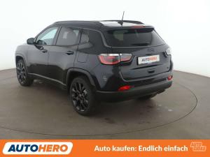 Melns Jeep Compass 2021 Kauņa, ar dzinēja tilpumu 1.30 L un nobraukumu 62 tūkst. km par 24038 €, foto 4 vietnē AUTOMOTO.COM.LV