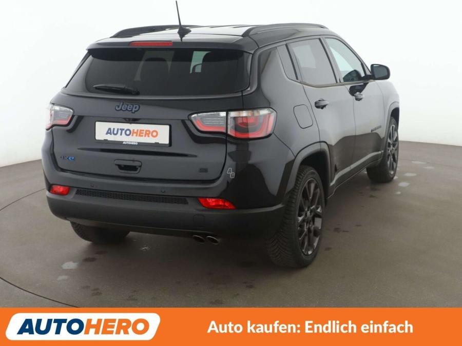 Melns Jeep Compass 2021 Kauņa, ar dzinēja tilpumu 1.30 L un nobraukumu 62 tūkst. km par 24038 €, foto 6 vietnē AUTOMOTO.COM.LV